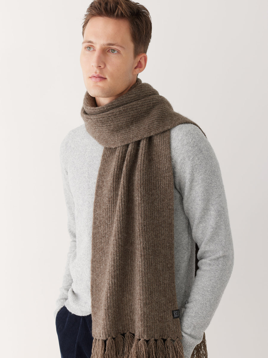 The Yak Wool Scarf in Dark Taupe – Frank And Oak Canada